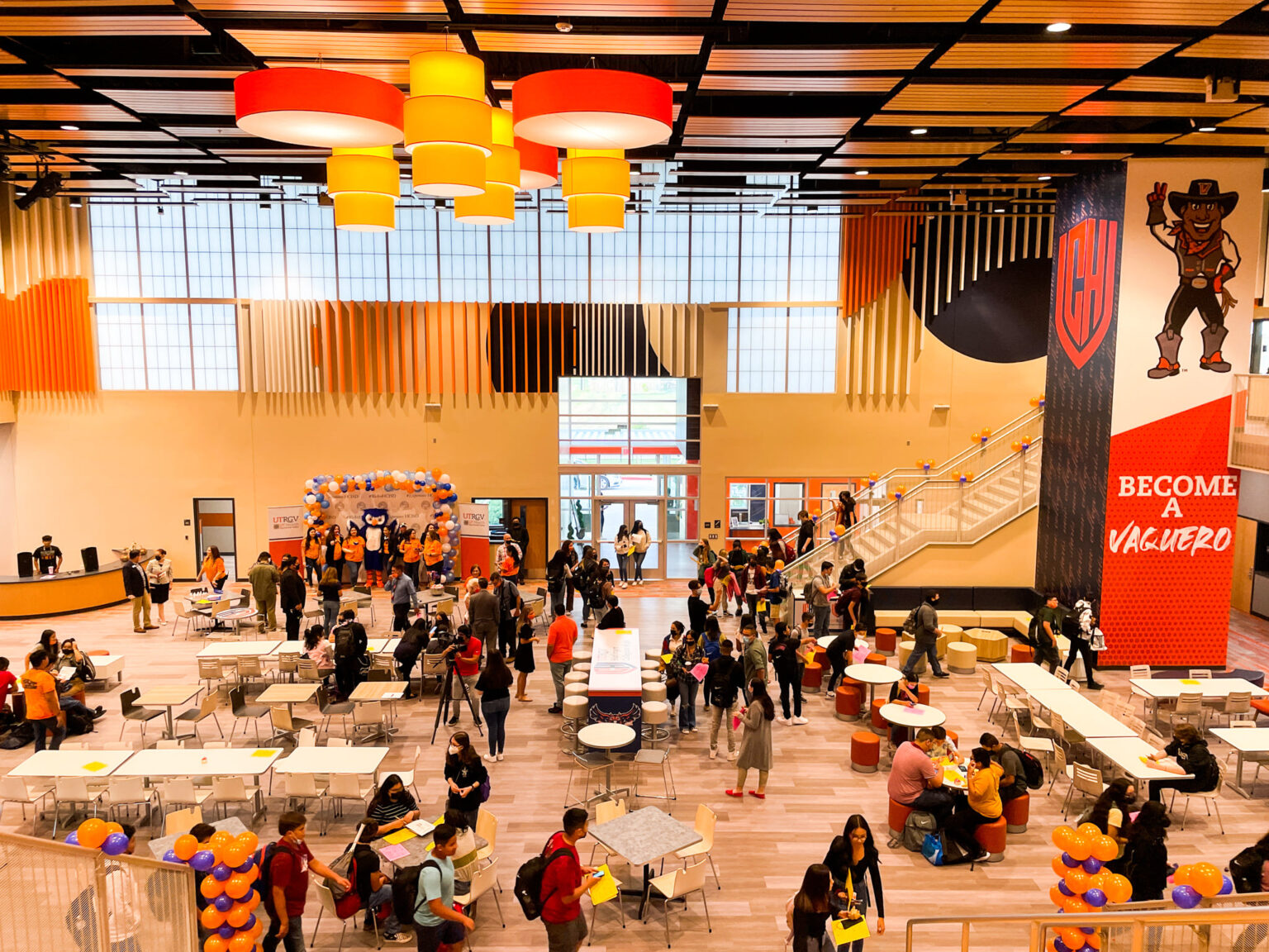Students begin classes at new UTRGV Harlingen Collegiate High campus